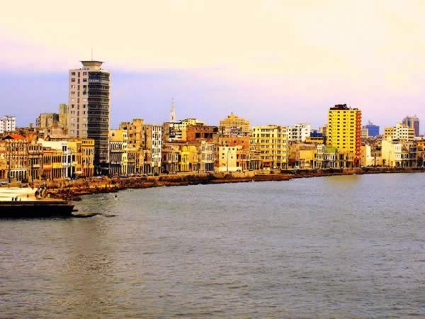 Cuba attractions – The Malecon